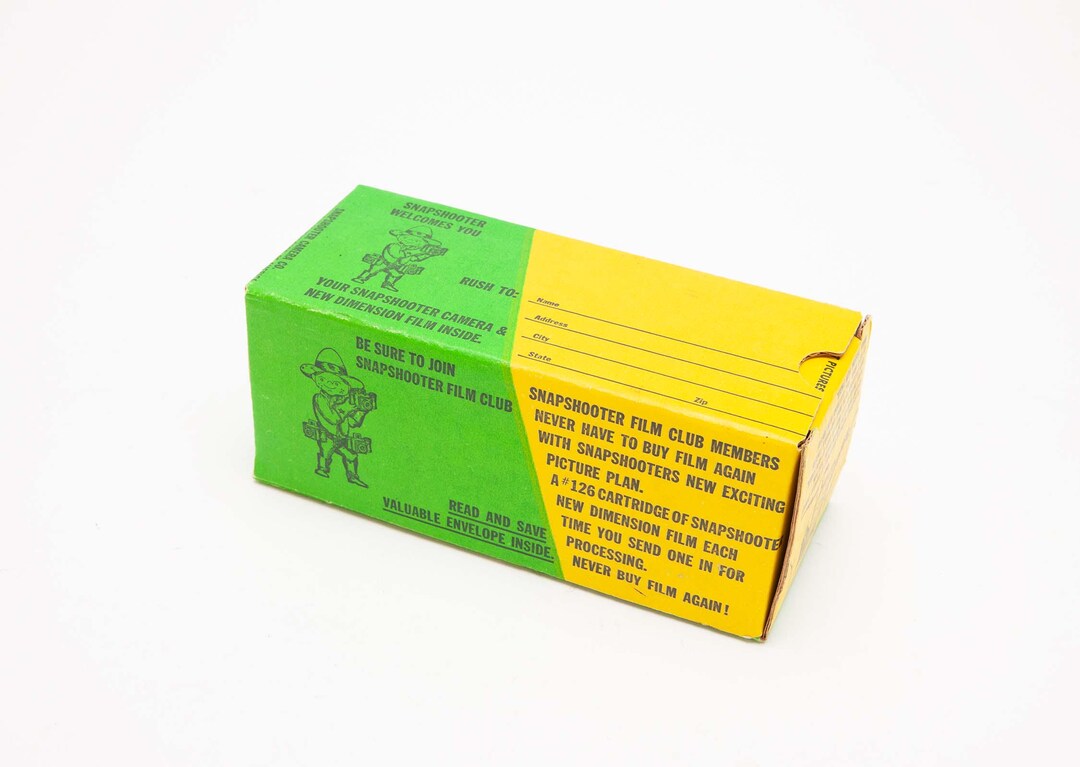 Vintage SNAPSHOOTER Plastic Camera for 126 Film - Original Box From ...