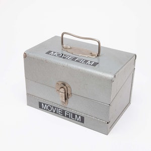 Vintage LOGAN Deluxe Movie Reel Case - Holds 12 Reels of 8mm or Super 8 ...