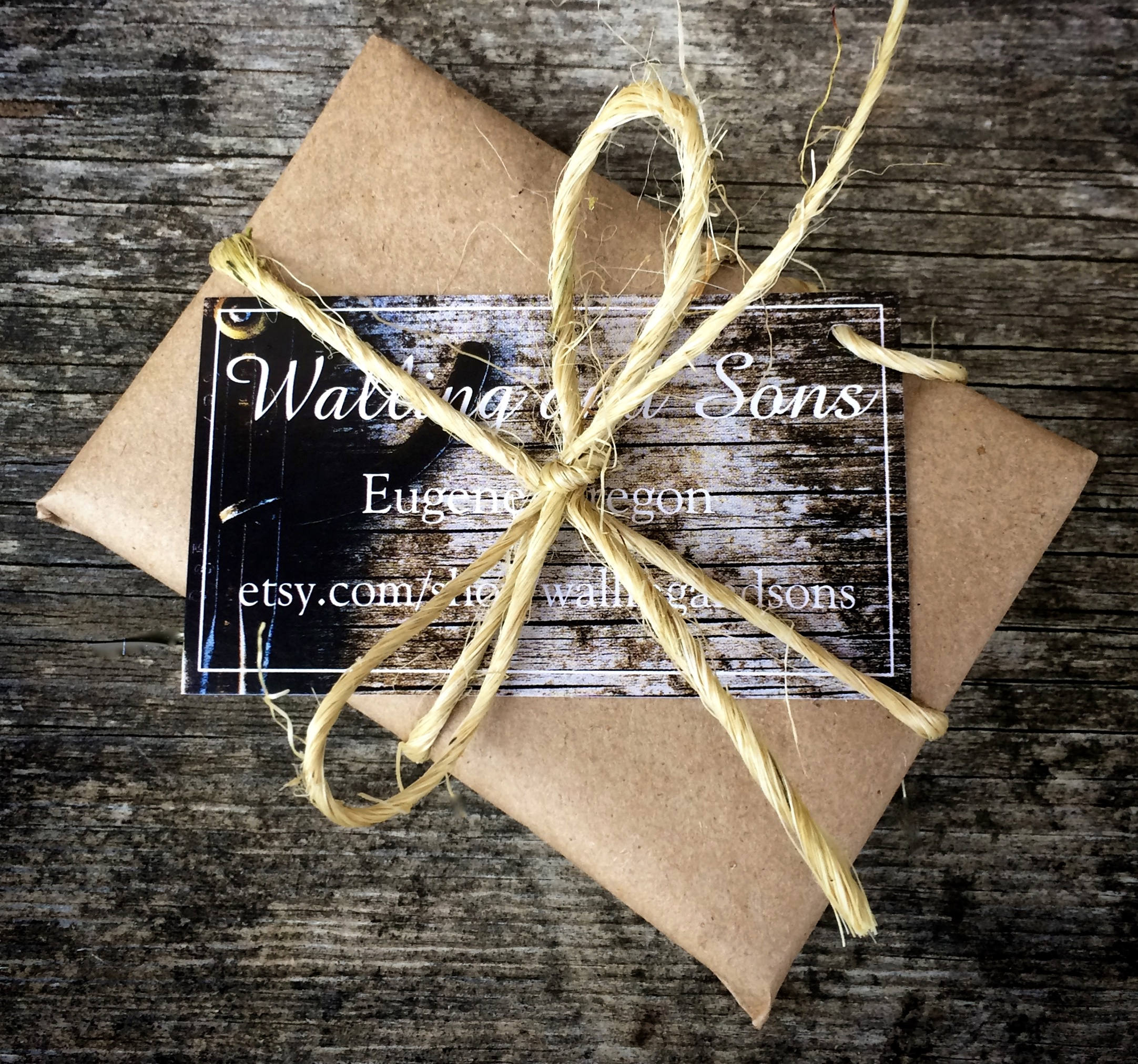 Two Tone Front Pocket Wallet. Handcrafted From Full Grain - Etsy