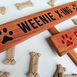PAW PRINT Sign, Custom Dog Sign, Paw Print Marker, Gift for Dog Lover ...