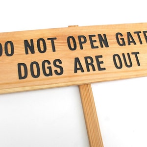 Do Not Open Gate Sign, Outdoor Sign, Dog Marker, Yard Art, Caution Sign ...