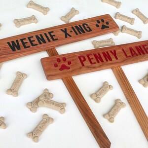 PAW PRINT Sign, Custom Dog Sign, Paw Print Marker, Gift for Dog Lover ...