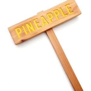 PINEAPPLE Sign, Yard Art, Outdoor Marker, Tropical Fruit, Fruit Signage ...