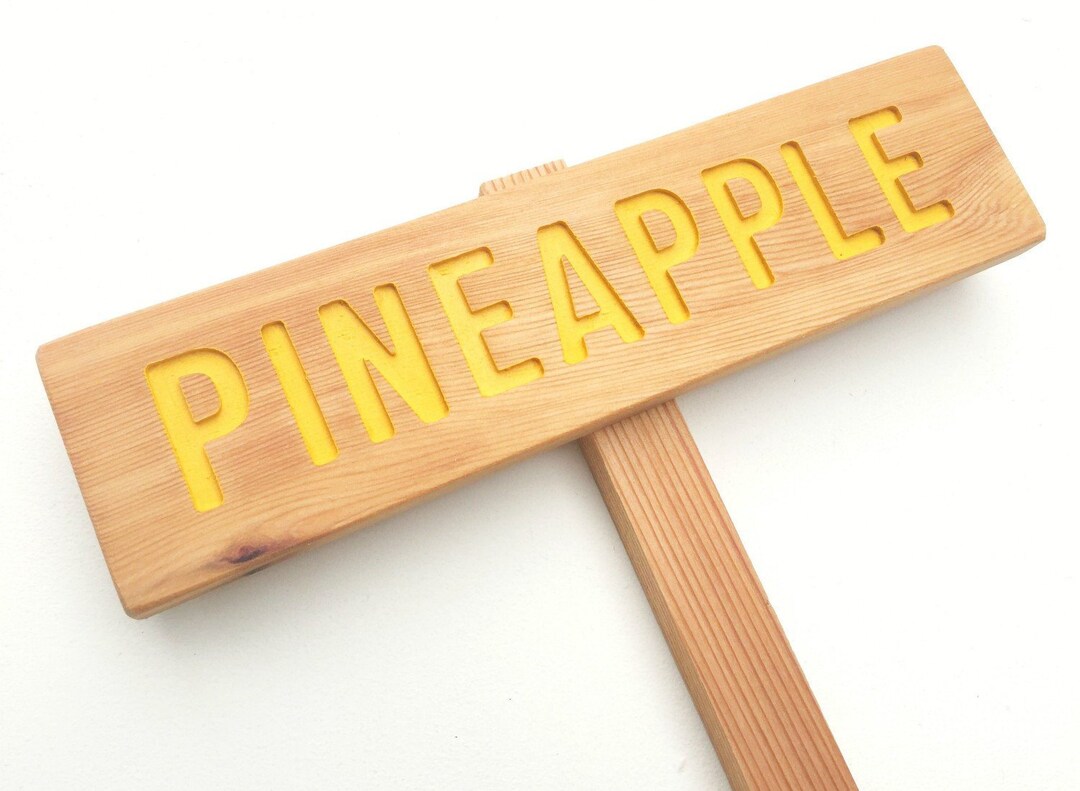 PINEAPPLE Sign, Yard Art, Outdoor Marker, Tropical Fruit, Fruit Signage ...