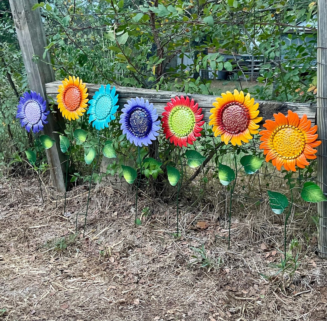 Cheery Sunflower Garden Stakes 25” Tall - Hand Painted Sunflower Garden ...