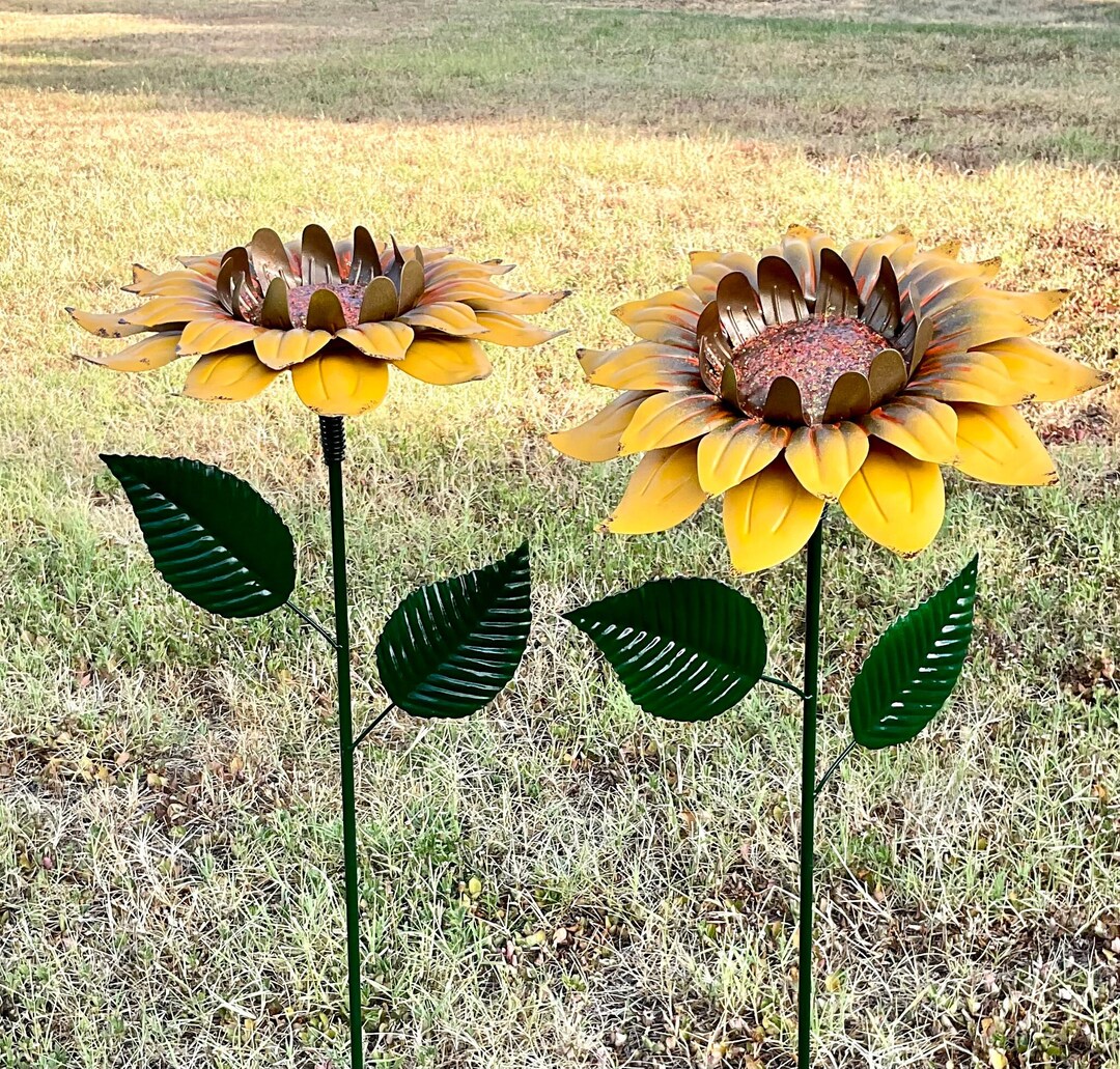 Swaying Sunflower Garden Stake 35 Tall Yellow Metal - Etsy