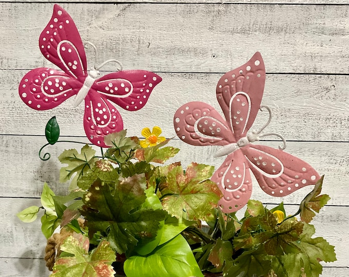 2 Pink Butterfly Garden Stakes Butterfly Flower Pot Stakes Pink Metal ...