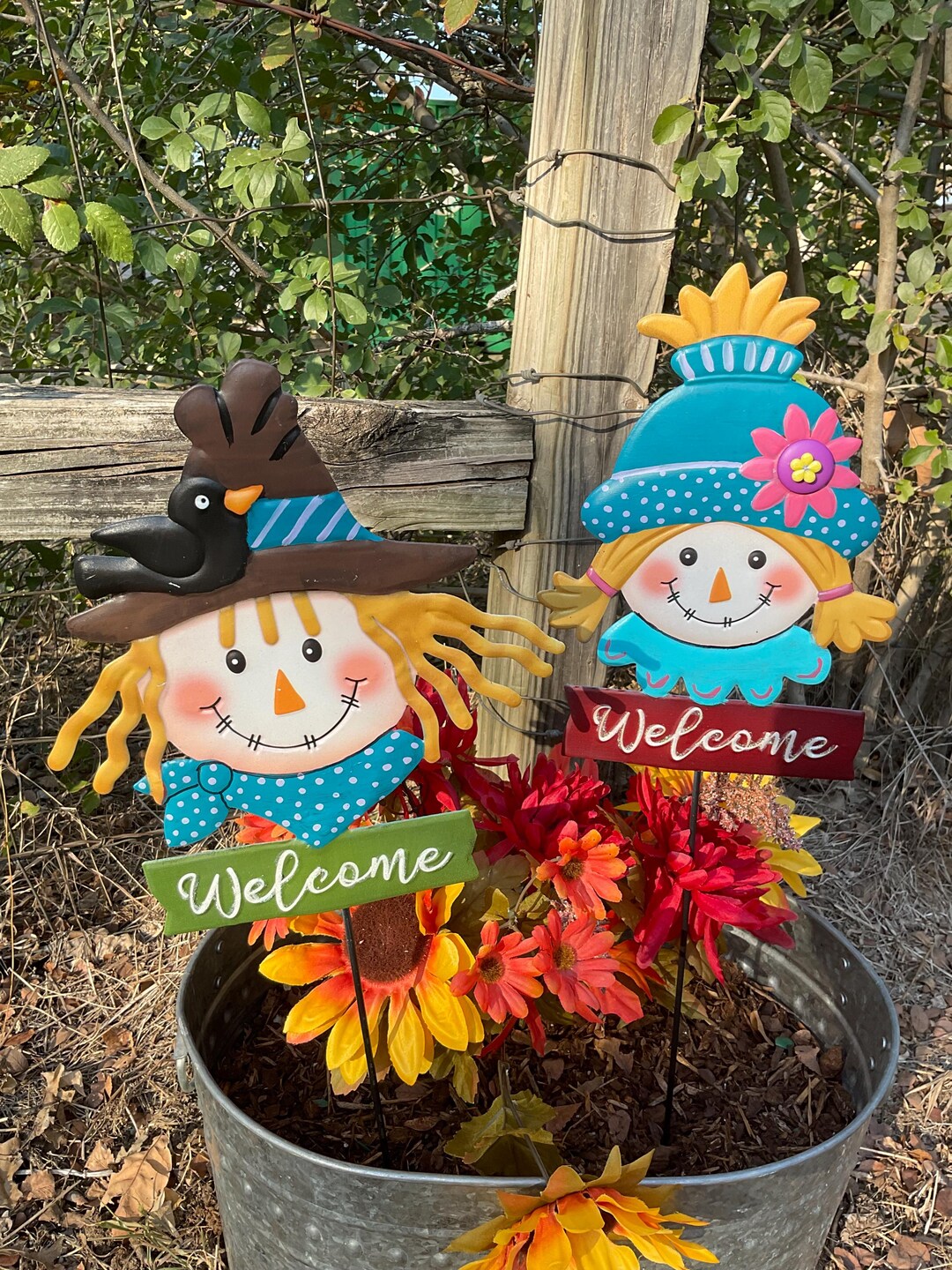 Scarecrow Pair Welcome Stakes 24" Tall 'haybale Bob & Hayley'/ 2 Metal ...