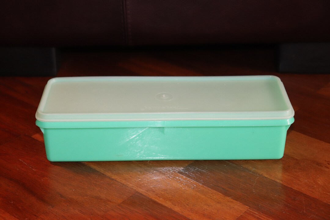 Vintage Tupperware Celery Crisper, Jadite Celery Keeper, Jadeite Celery ...