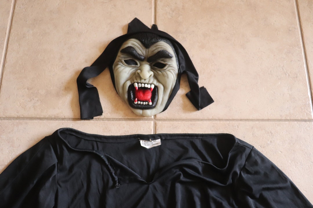 Werewolf/monster Halloween Costume/mask and Gown/size Large - Etsy