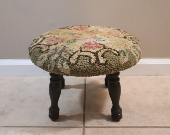 Vintage Hooked Floral Foot Stool Country Classic Style and - Etsy
