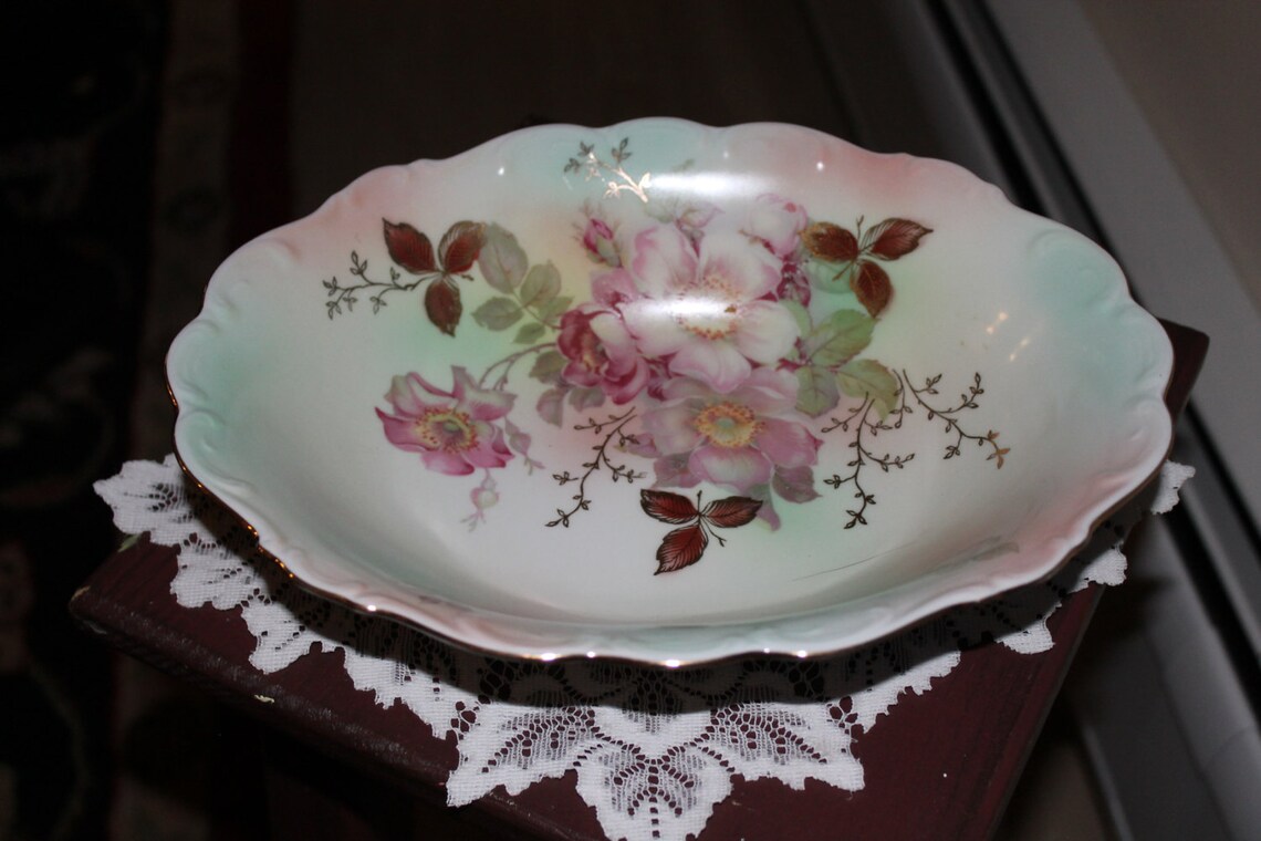 Pink and Rose Porcelain Oval Floral Bowl With Gold Trim - Etsy
