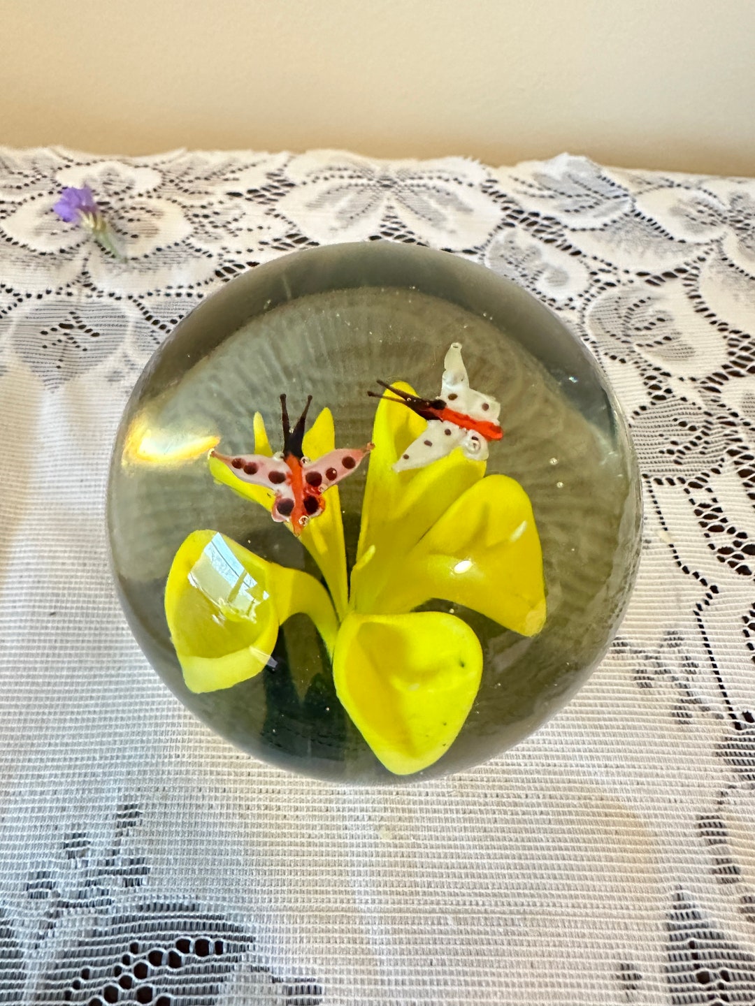 Vintage Paperweight Flowers and Butterflies - Etsy
