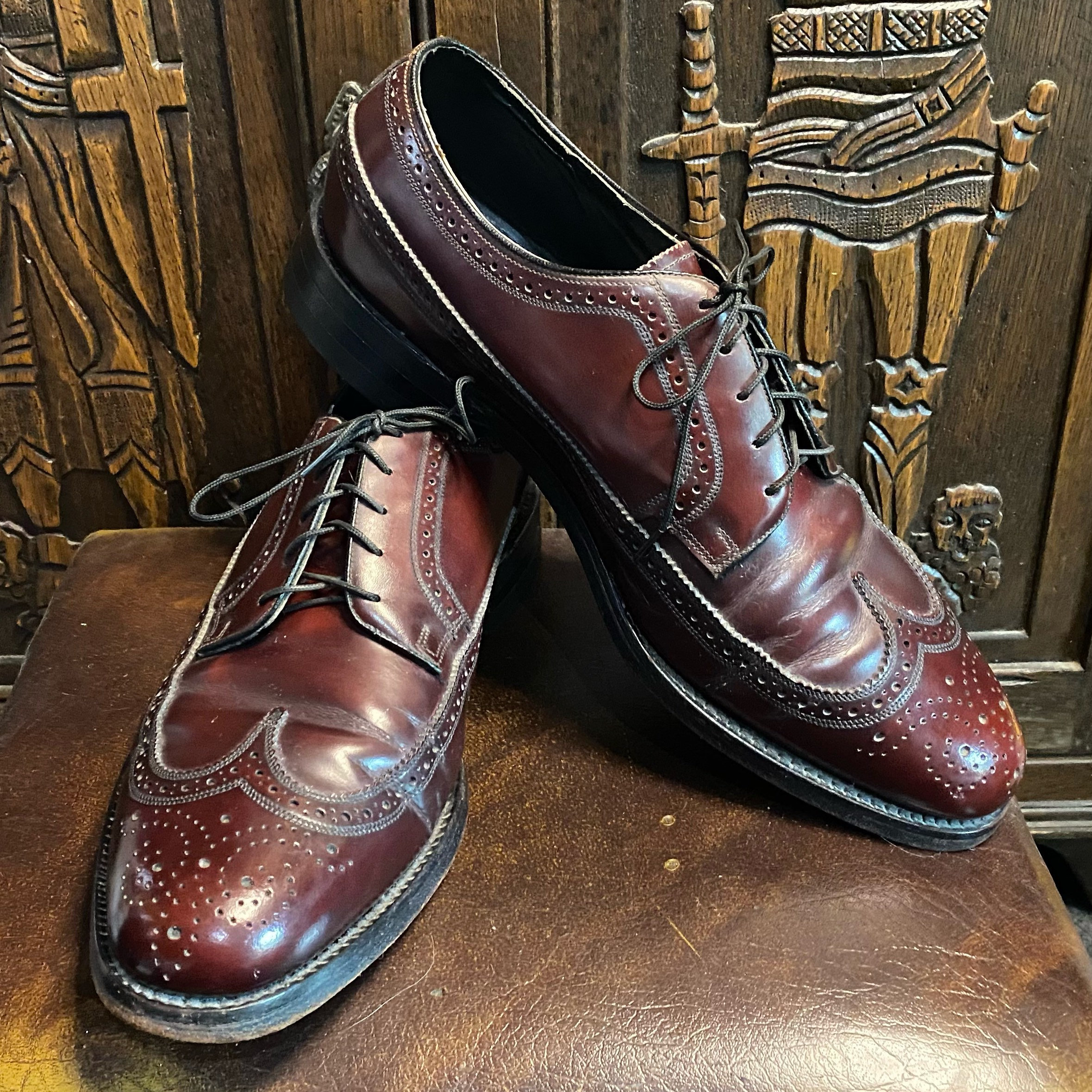 Wingtip Brogues • 1970s • Longwing Bluchers • 10E Mens • Wide ...