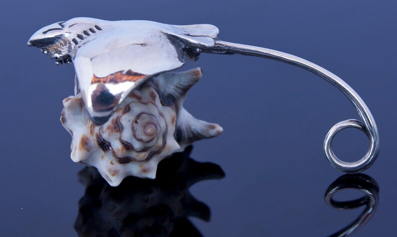 Silver Spotted Eagle Ray Pendant - Etsy