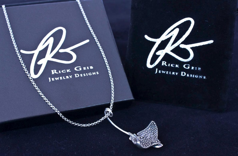 Silver Spotted Eagle Ray Pendant - Etsy