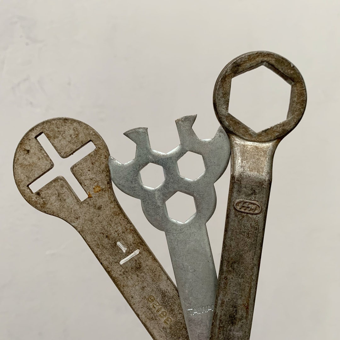 Vintage Wrenches 3 Old Tools - Etsy