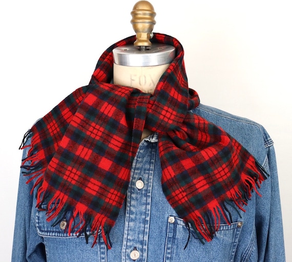 1970s-80s Pendleton Plaid Wool Scarf in red, navy blu… - Gem