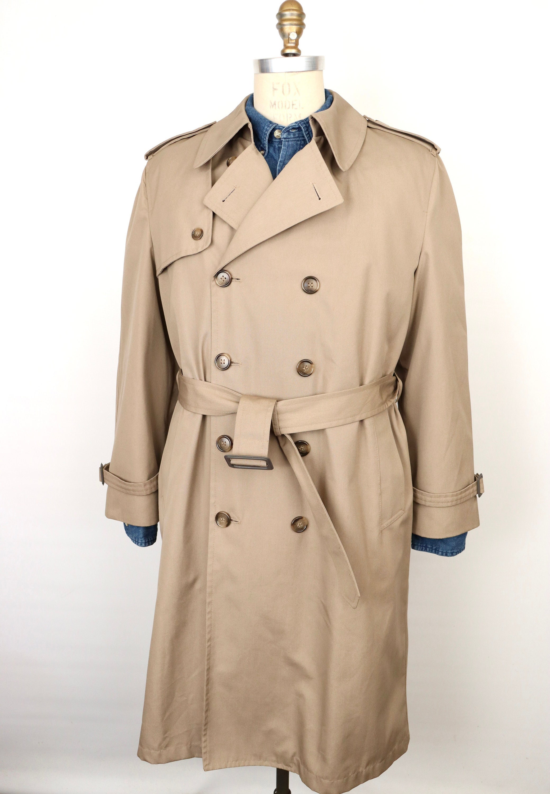 1980s Trench Coat / Double Breasted Tan Khaki Raincoat / Men's Small ...