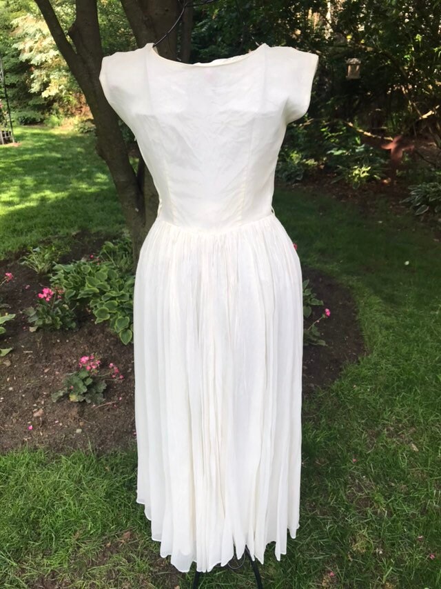 Vintage Classic Cream Tea Dress With Lace, Tea Party, Vintage 1940s ...