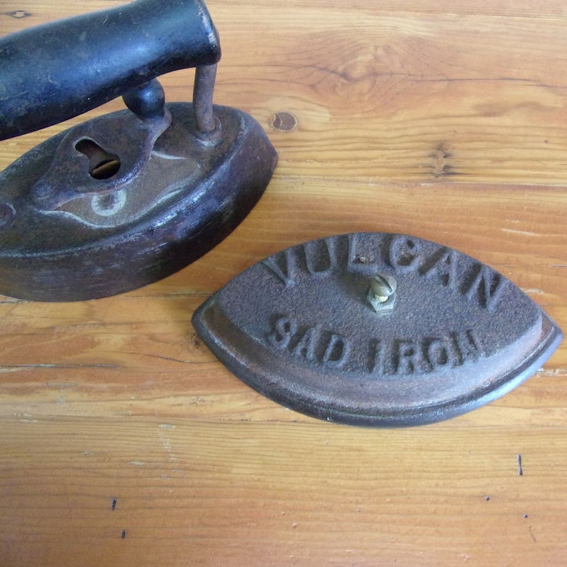Antique Vulcan Sad Iron and Cover - Etsy