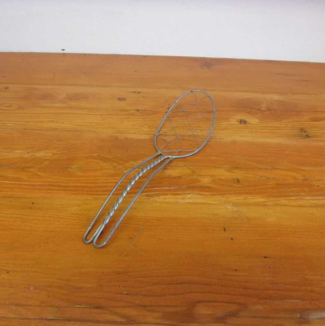 Antique Vintage Wire Whisk Egg Beater Diamond Weave Braided Handle 005 ...
