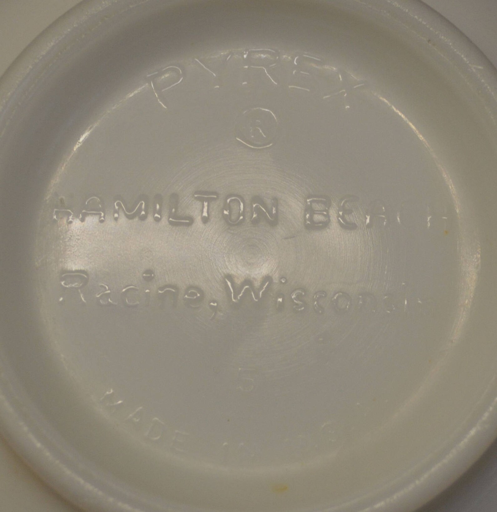 Vintage Pyrex Hamilton Beach Small Milk Glass Mixer Mixing Bowl ...