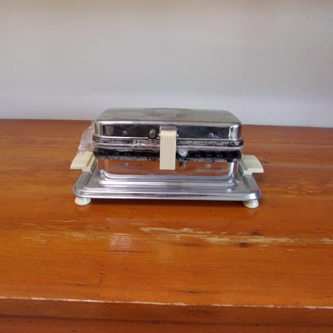 Antique Vintage Wards Table Grill Montgomery Wards Waffle Iron 041 - Etsy
