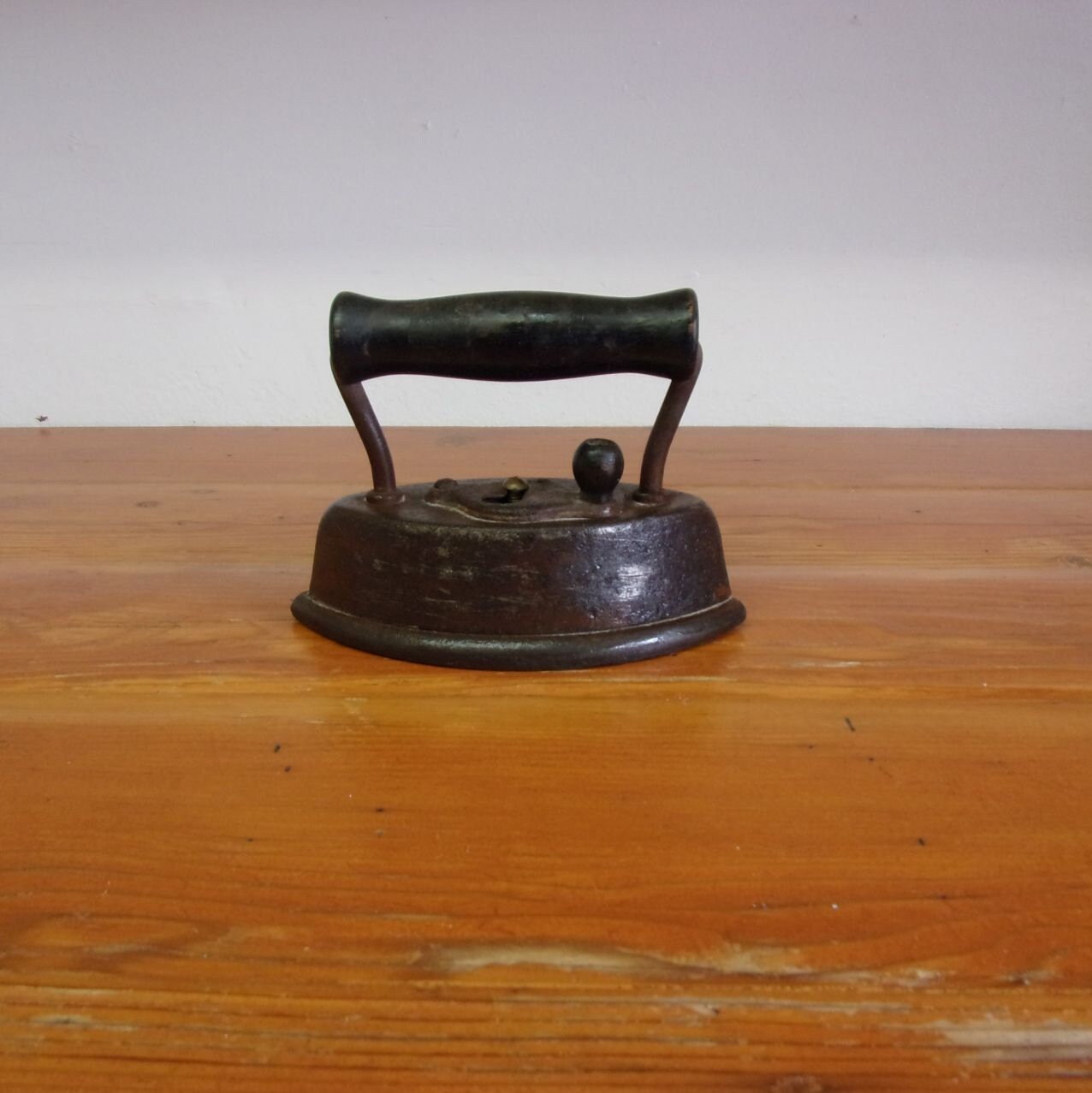 Antique Vulcan Sad Iron and Cover - Etsy