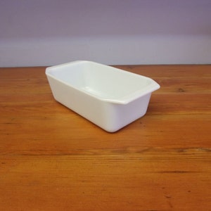 Vintage Pyrex White Glass Loaf Pan - Etsy