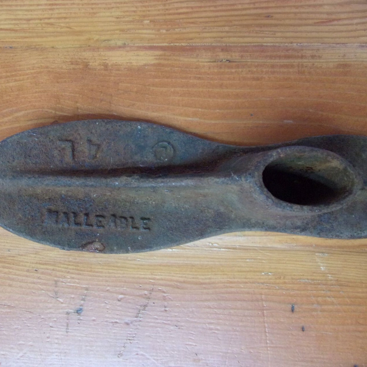 Antique Cast Iron Shoe Form Malleable 4 L - Etsy