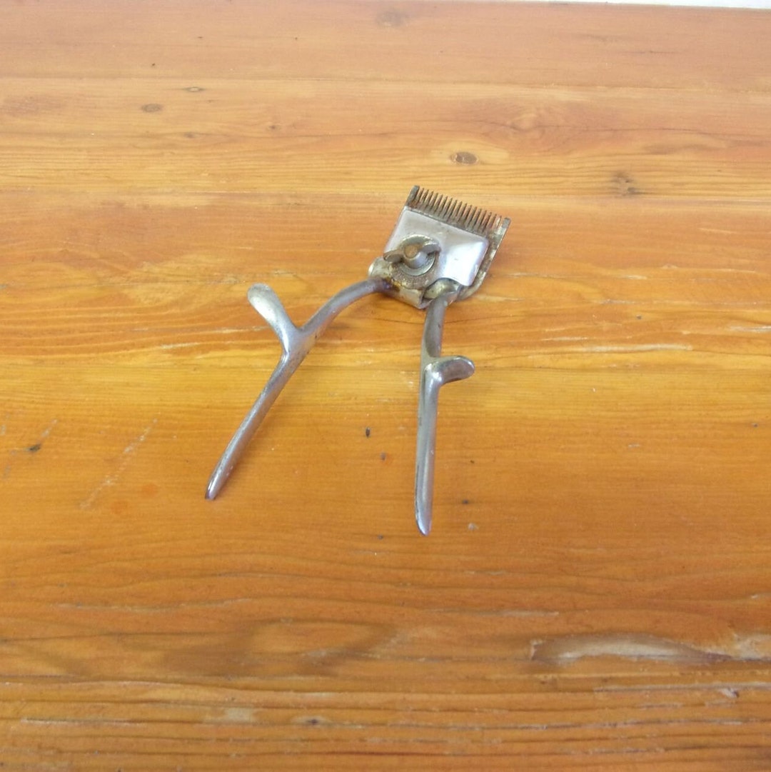 Vintage Hair Trimmer Clippers Barber Shop Tool Decor Old Hairdresser ...