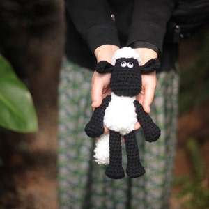 Shaun the Sheep Crochet & Knit Doll PDF Pattern _ in English - Etsy