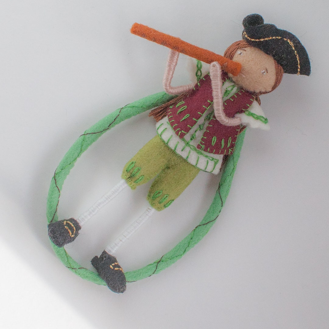 Piper Piping Decoration/ornament - Twelve Days of Christmas Series ...
