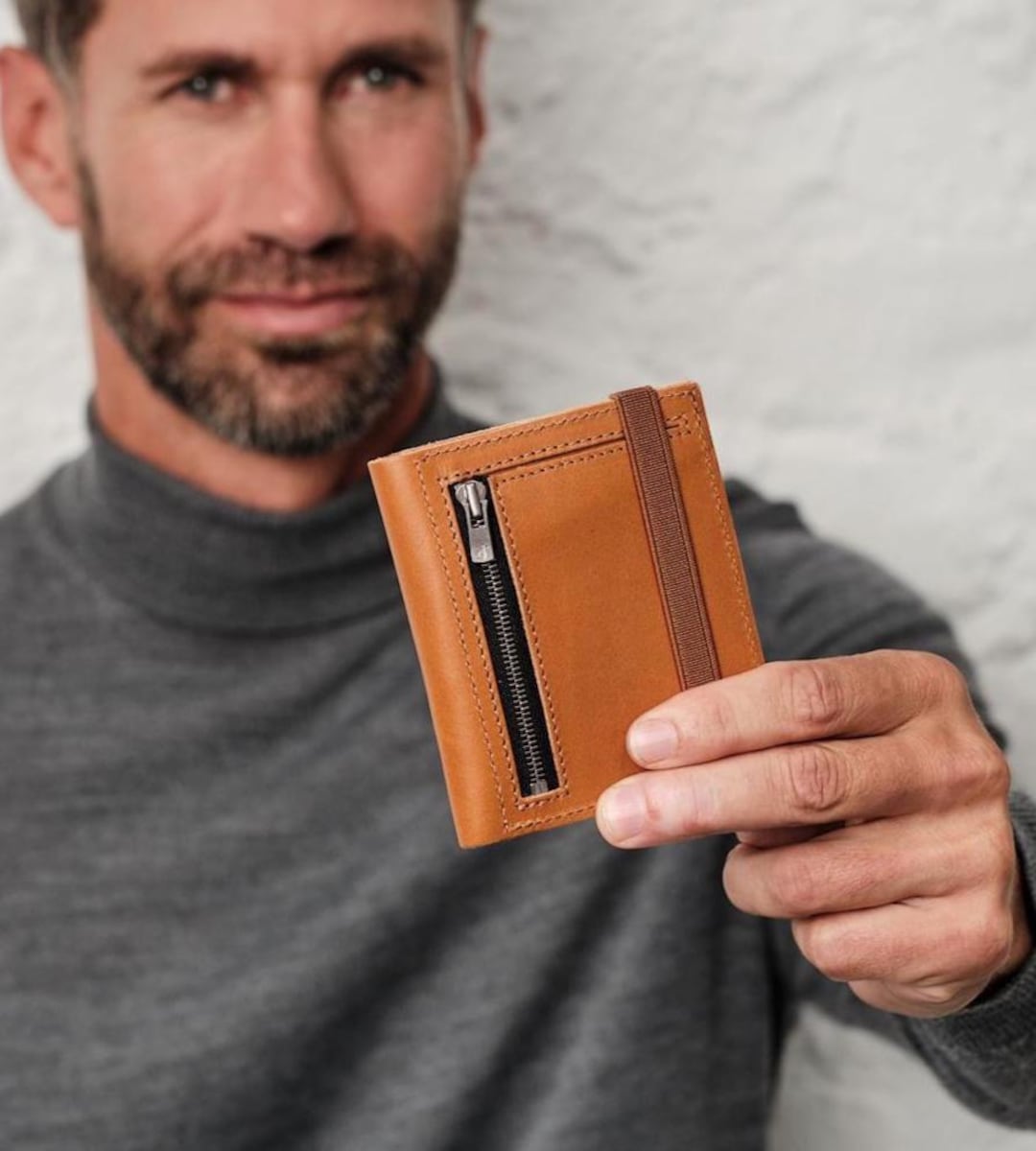 Slim Reclaimed Leather Bifold Wallet, Minimalist Handmade Wallet - Etsy
