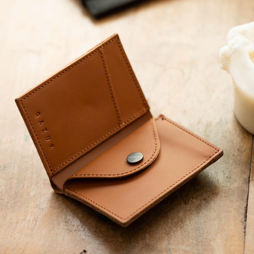 Reclaimed Leather Bifold Wallet: Minimalist Men's Camel Wallet - Etsy