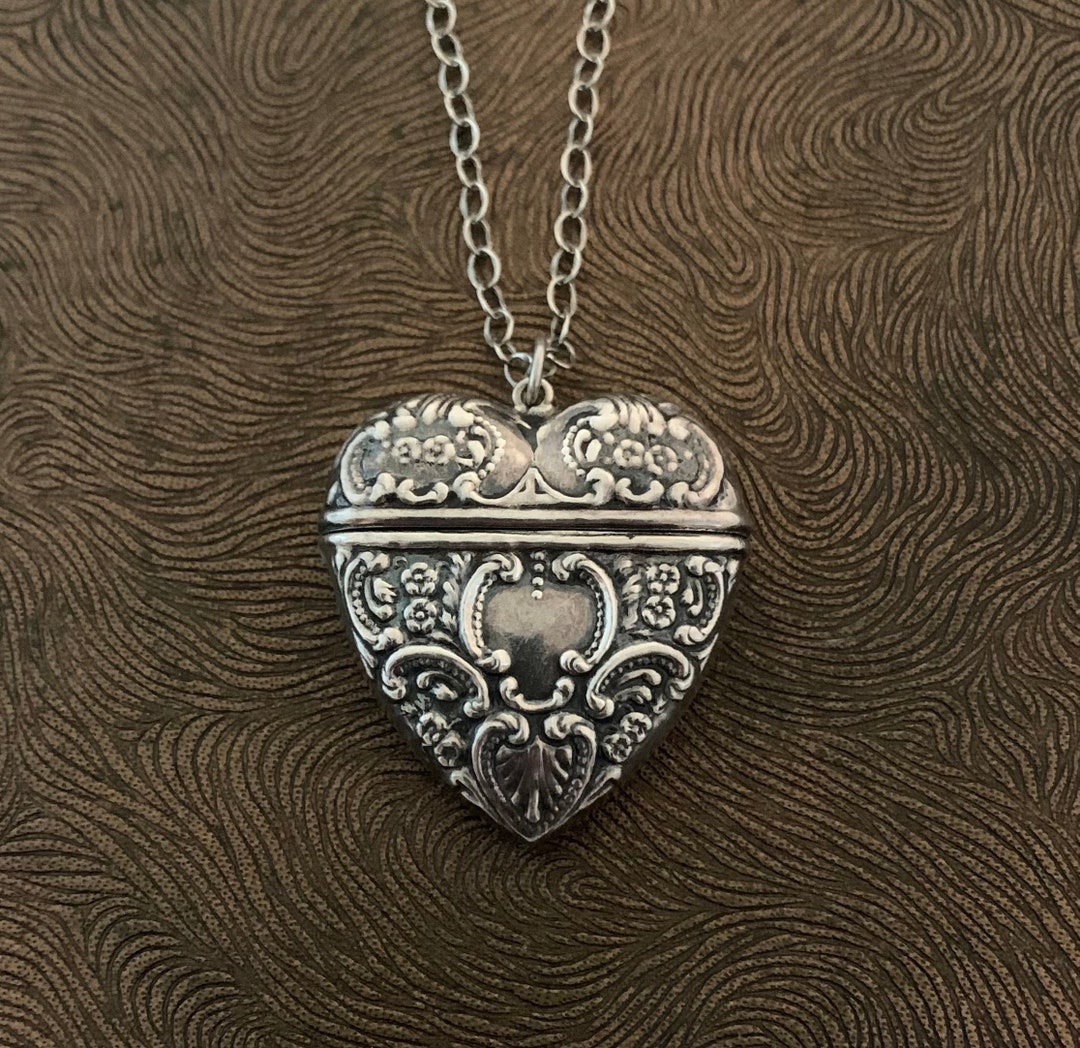 Large Vintage Sterling Silver Repousse Embossed Heart Locket Necklace ...