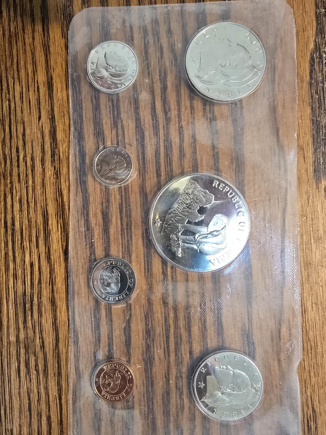 1975 Republic of Liberia 7 Coin Proof Set With Silver 5 Dollar Coin - Etsy