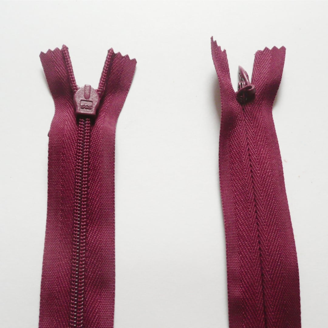 Maroon Burgundy Invisible Concealed Zip 55cm 22 Inch Long (alternative ...