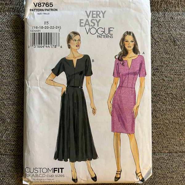 Vogue Plus Size - Etsy