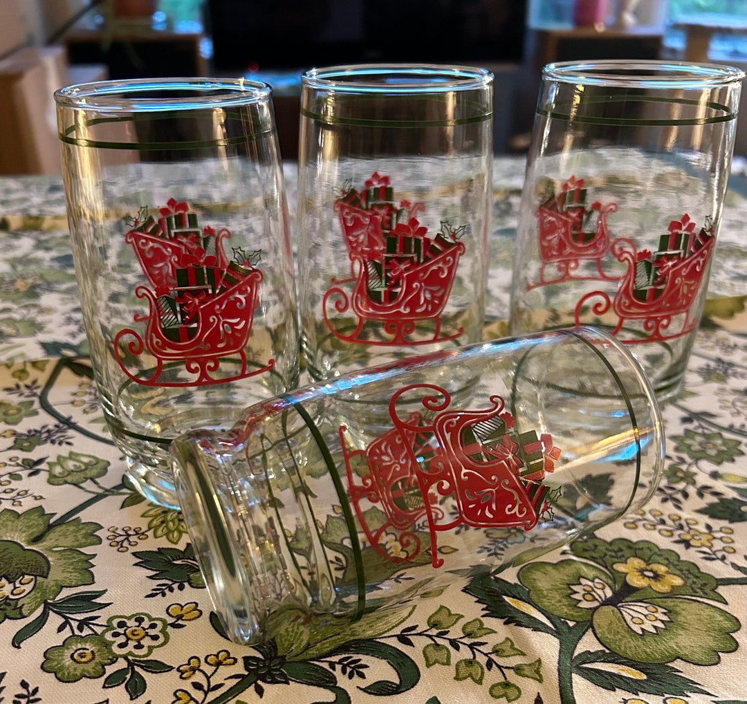 Vintage Set of 4 1985 JC Penney Santa's Sleigh Christmas Glasses ...