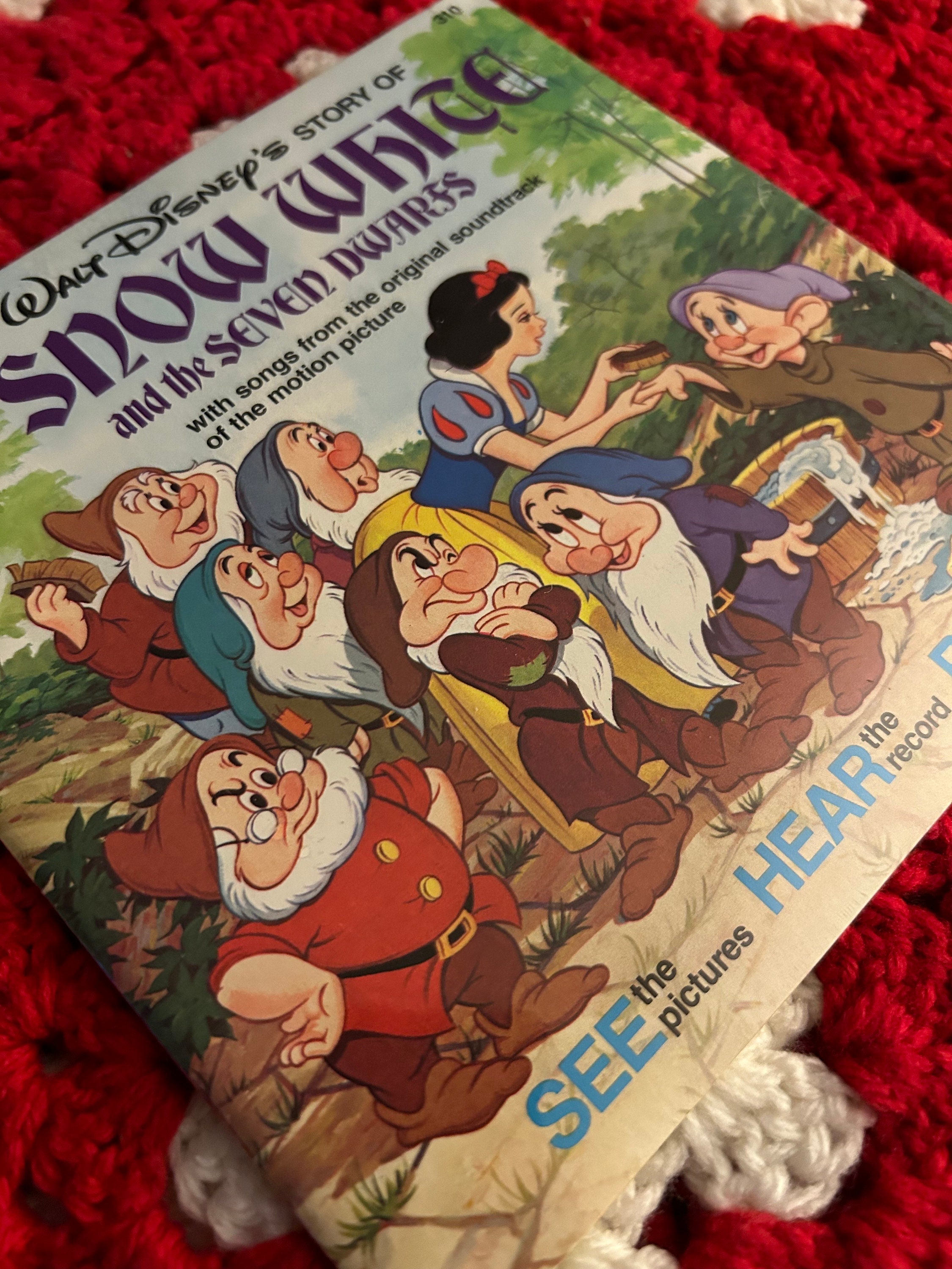Vintage 1977 Walt Disneys Story of Snow White and 7 Dwarfs Read-along ...