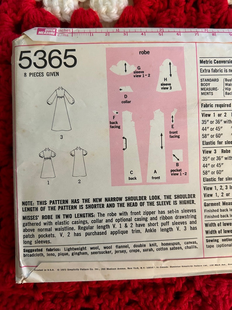 Vintage 1972 Simplicity Sewing Pattern 5365 Misses' Zip-front Robe in 2 ...