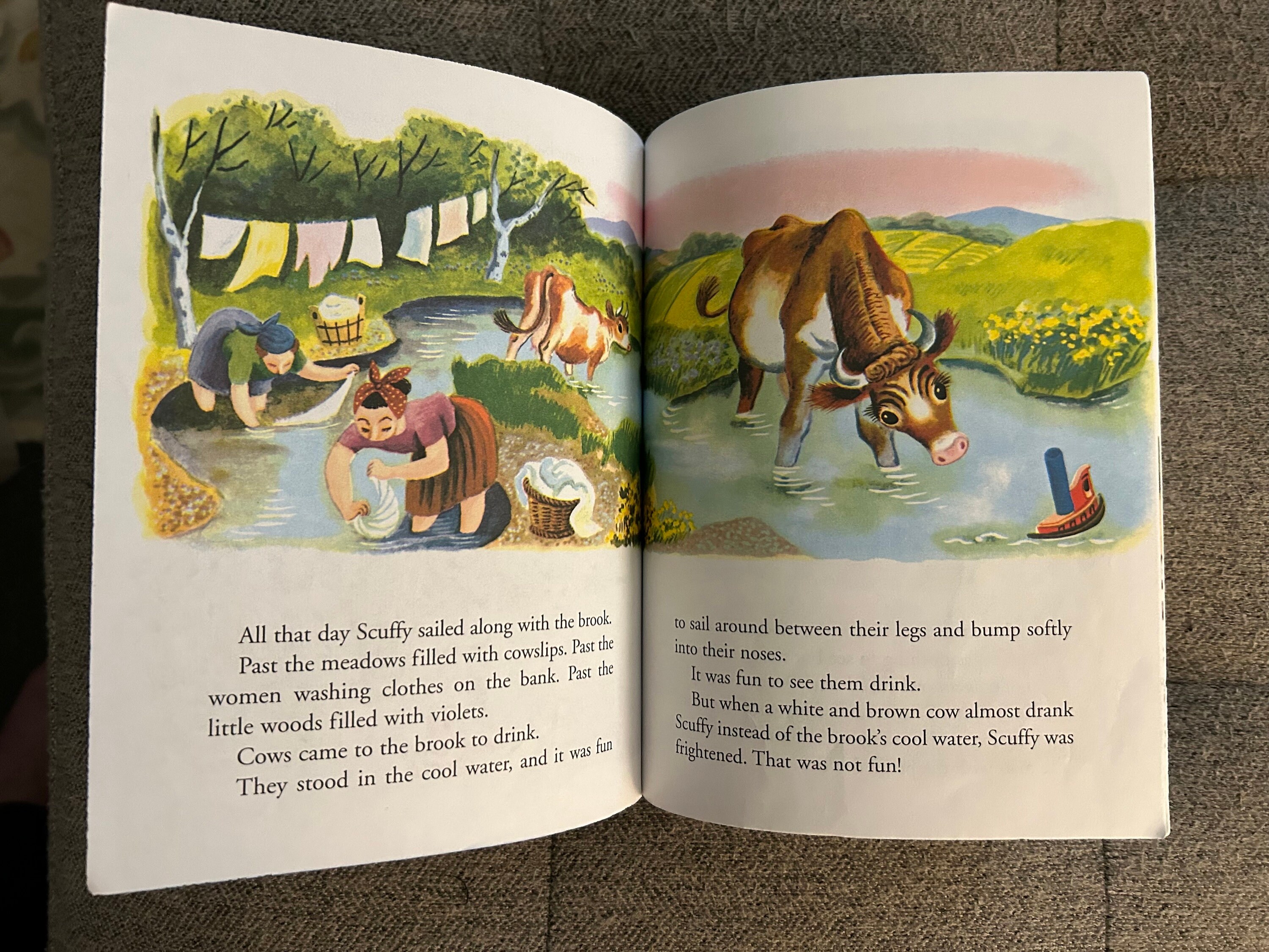 Vintage 2001 Scuffy the Tugboat Little Golden Book Classic Children's ...