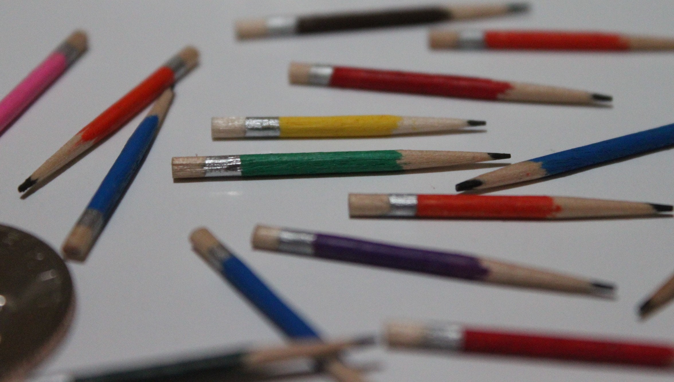 All New Miniature Mini Pencils 1" Scale LOT of 20 PRIMARY COLORS Barbie ...