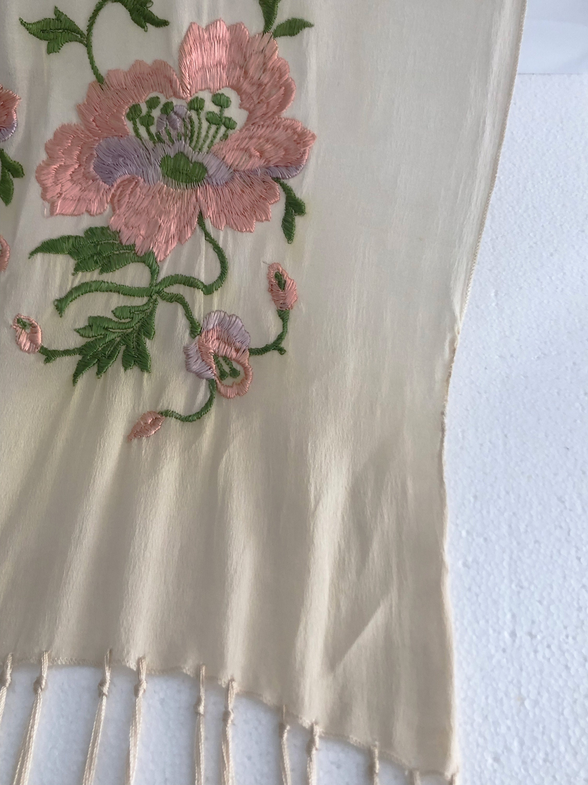 Antique 1920s Cream Beige Ivory Embroidered Vintage Boho Silk Boho Long ...