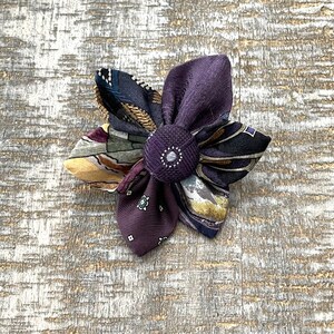 Upcycled Silk Tie Flower Pin – Handmade Boutonniere - Etsy