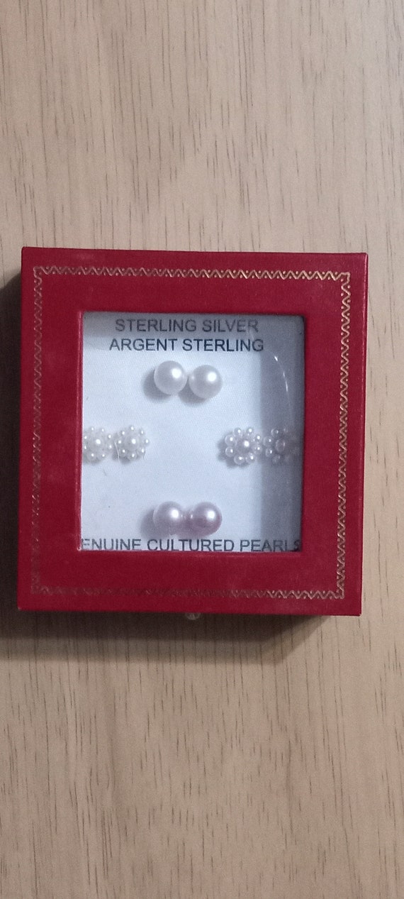 Silver and pearls - Gem