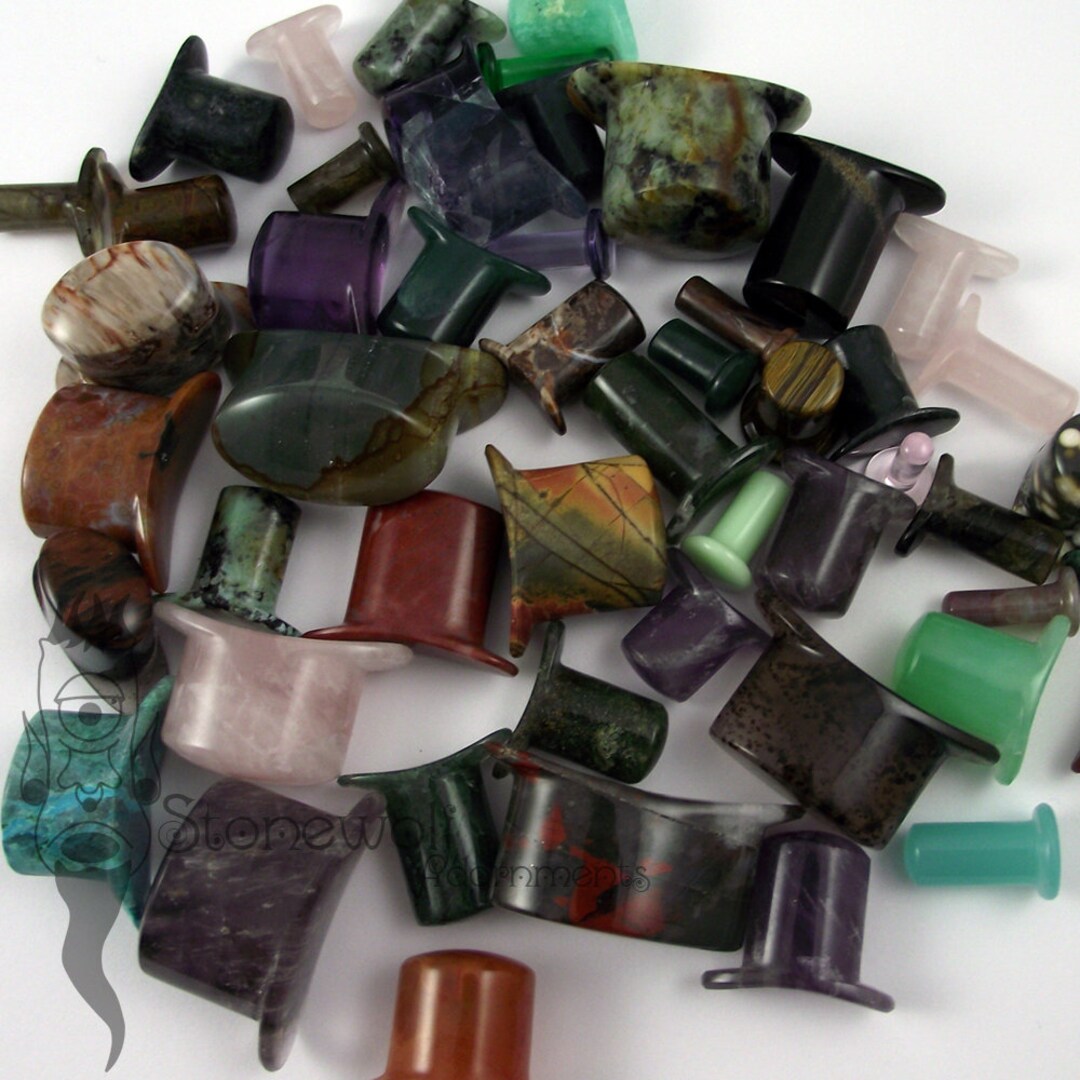 Maker's Choice Stone Oval Labret Plug for Stretched Lip Piercings ...