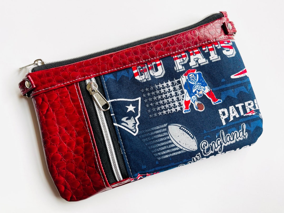 Patriots, Go Pats, the Zippy Clutch or Crossbody Bag, Crossbody ...